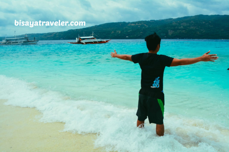 Sumilon Island: An Affordable DIY Trip To Cebu’s Gorgeous Sandbar - The ...
