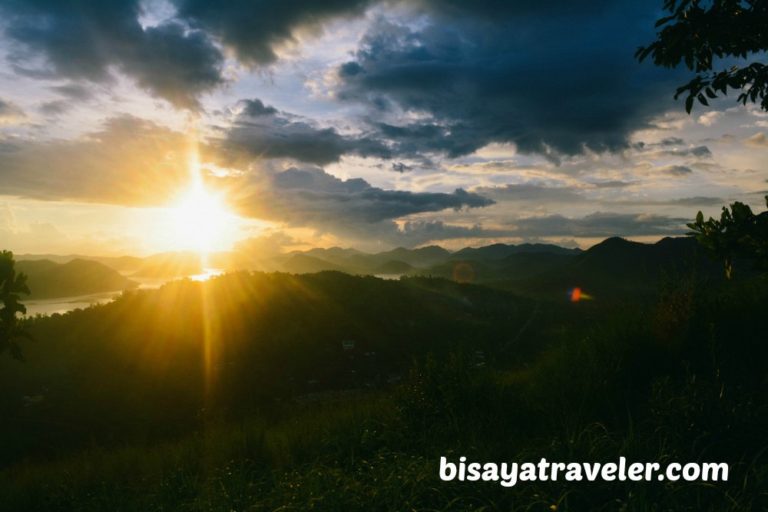 Mount Tapyas: Soaking Up The Dramatic Sunset In Coron - The Bisaya Traveler