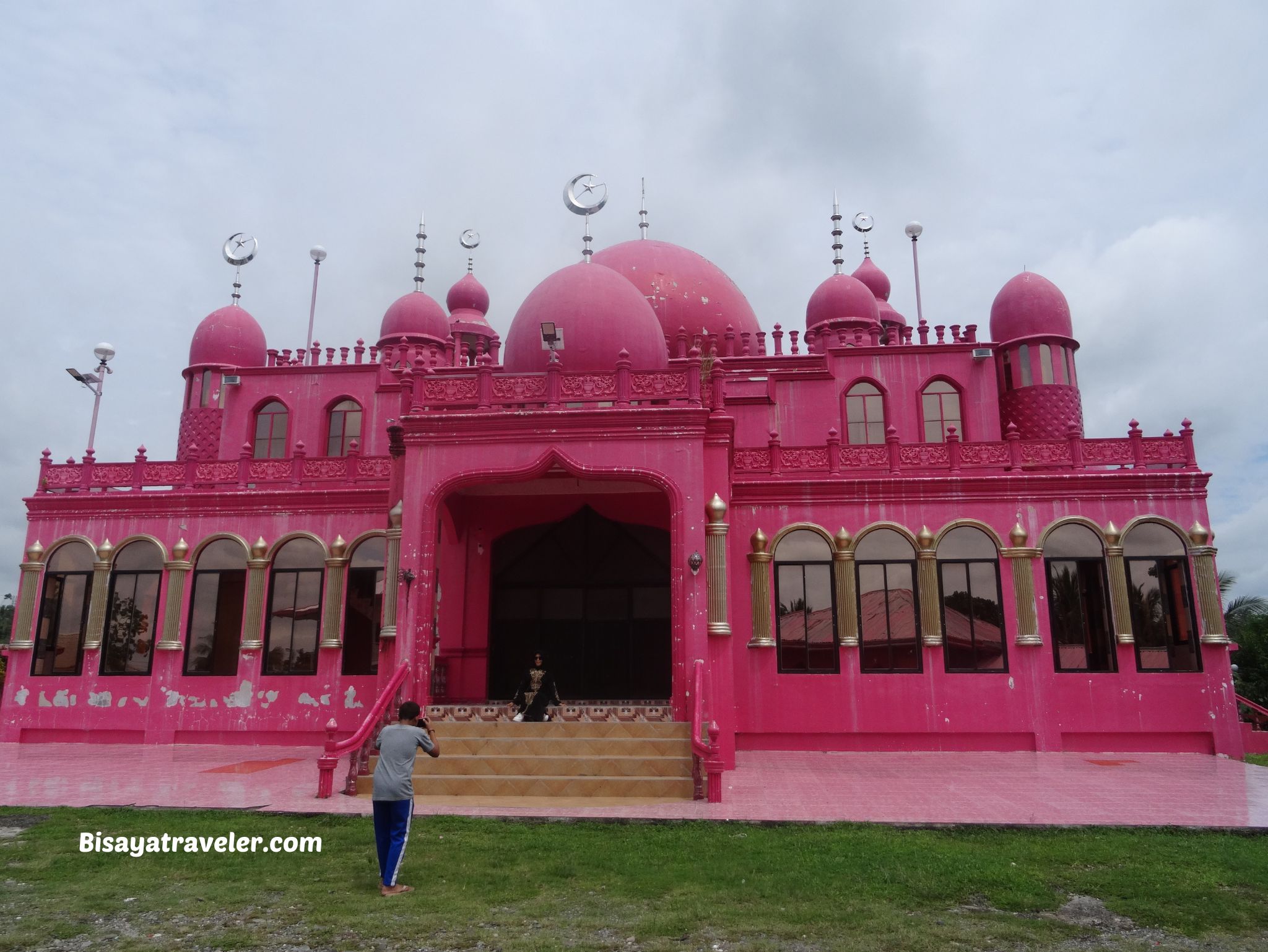 Pink Mosque: A Spark Of Hope In A Divided World - The Bisaya Traveler