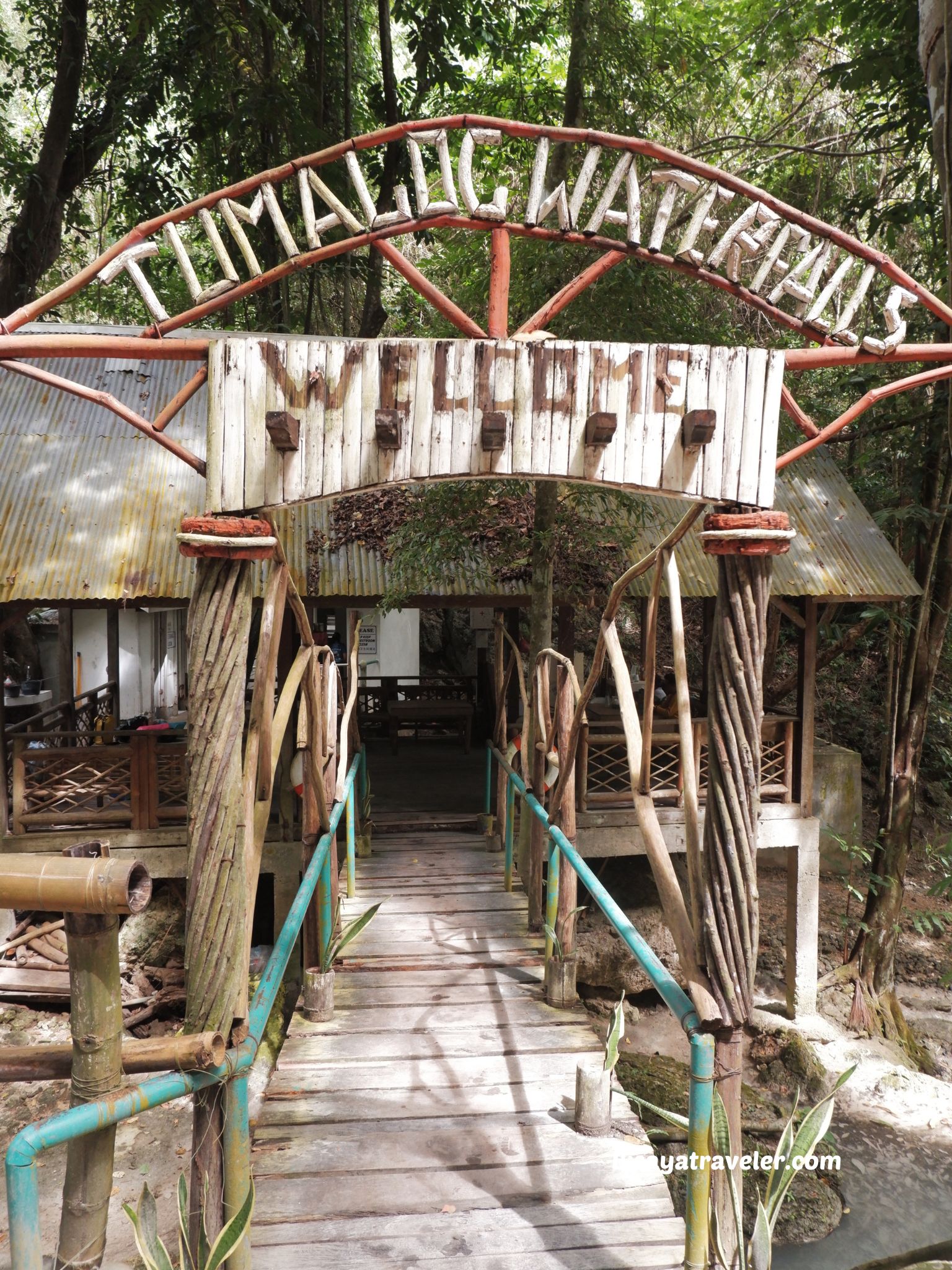 Tumalog Falls: A Dreamlike Waterfall That Shows The Beauty Of Letting ...